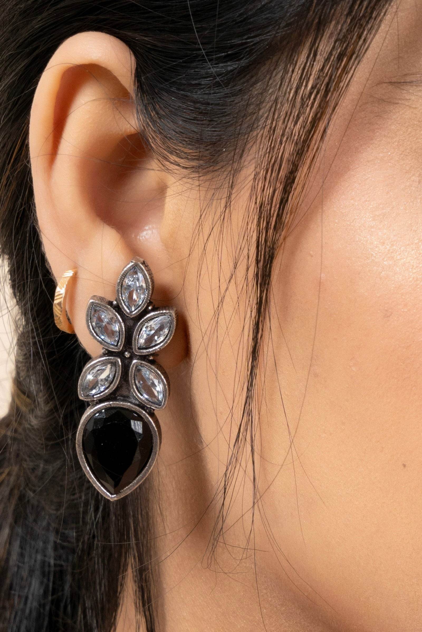 Oxidized Silver Black Cubic Zirconia Stud Earrings 610
